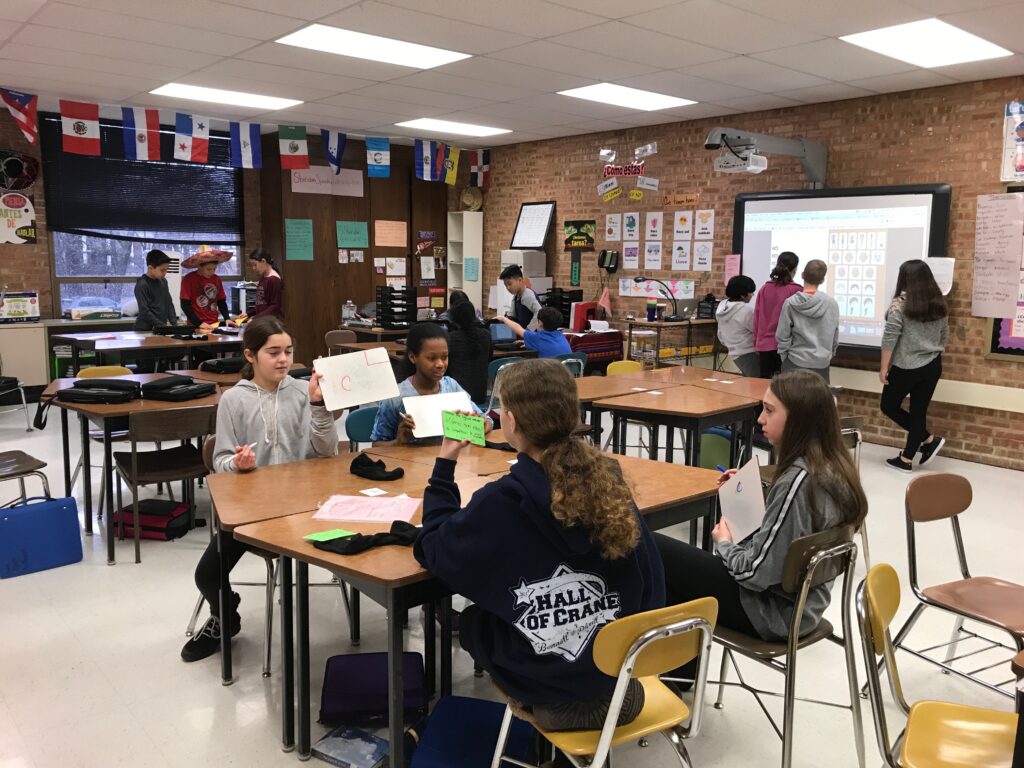 How to setup your classroom for cooperative learning - Spanish with ...